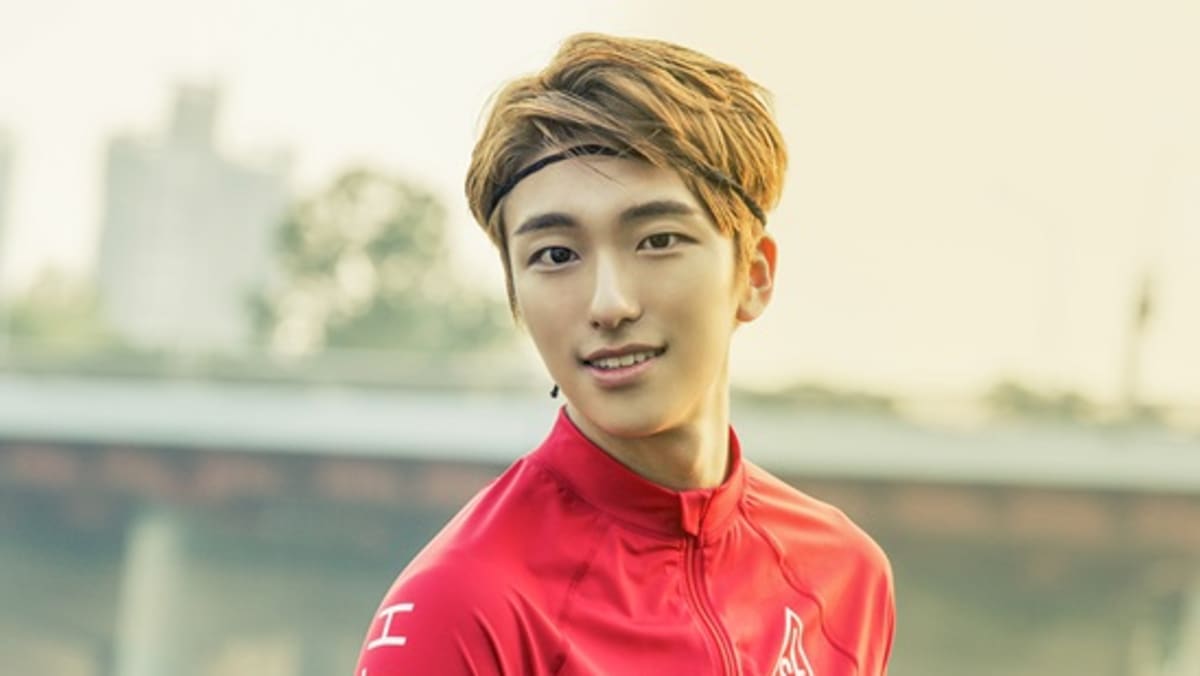 Snuper′s Sebin Spotted Modeling Summer Looks - 8days