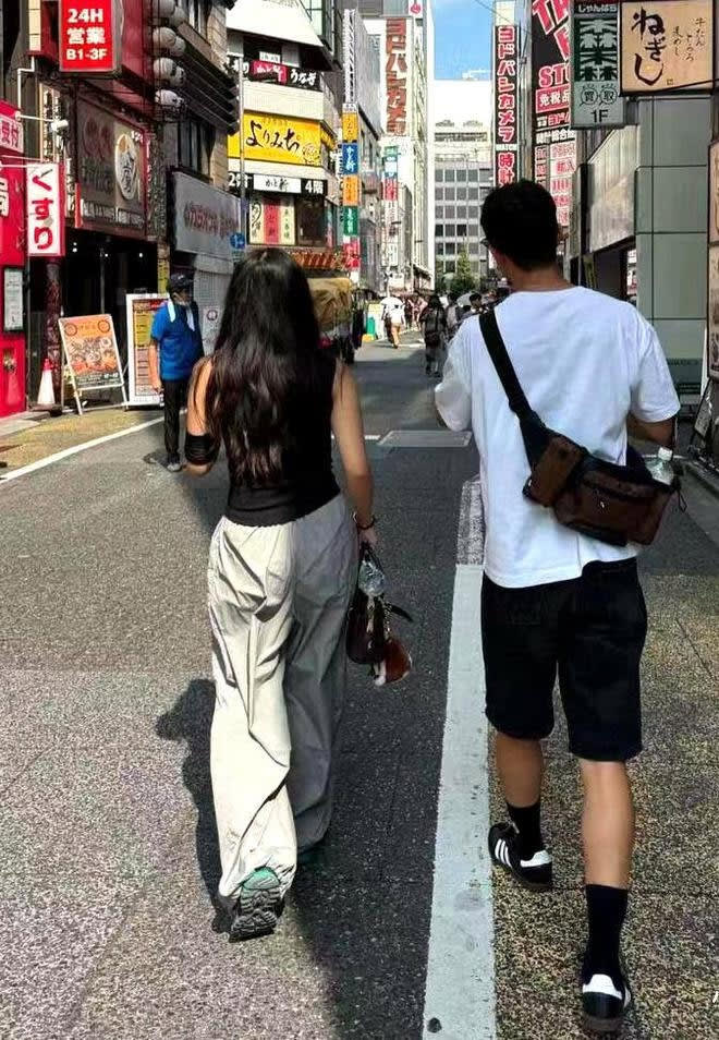 Eason Chan’s 19-Year-Old Daughter Dating Japanese Pan-Asian Model - 8days