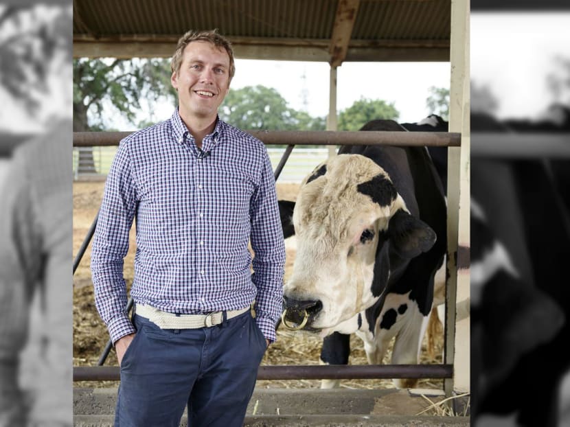 This man rewrites the genetic code of animals - TODAY