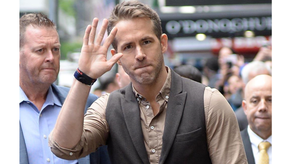 ryan reynolds bear