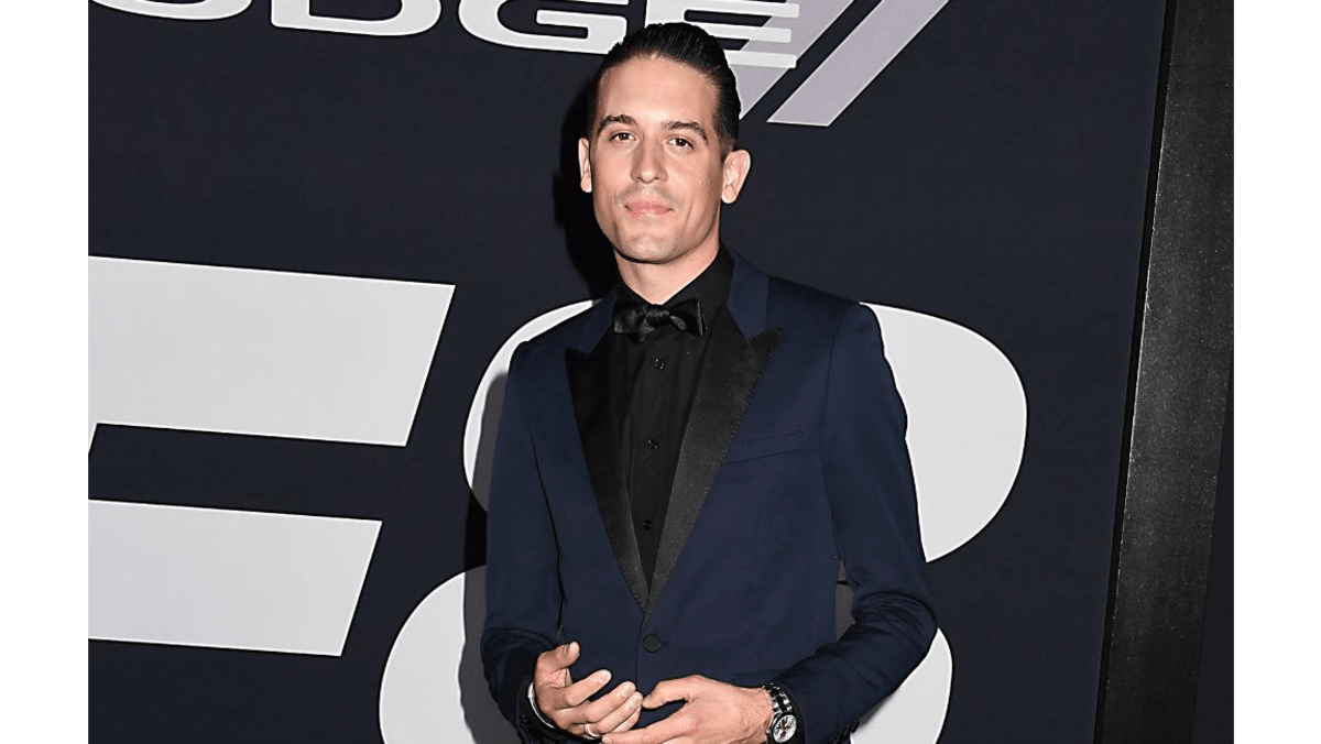 G-Eazy's magazine cover ID - 8days