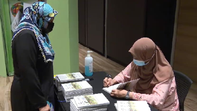 Buku pertama siri 5 buku dokumentasi sejarah Geylang Serai dilancarkan ...