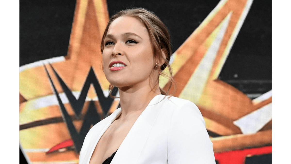 Ronda Rousey broke finger on set of 9-1-1 - 8days
