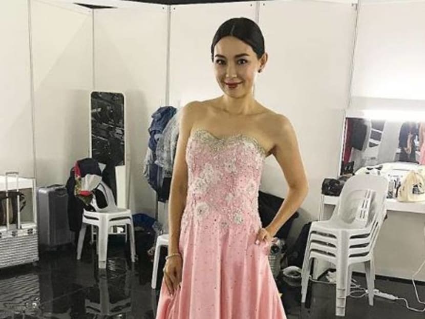 "At Least My Twin Sister Once Had The Chance To Walk The Red Carpet ...