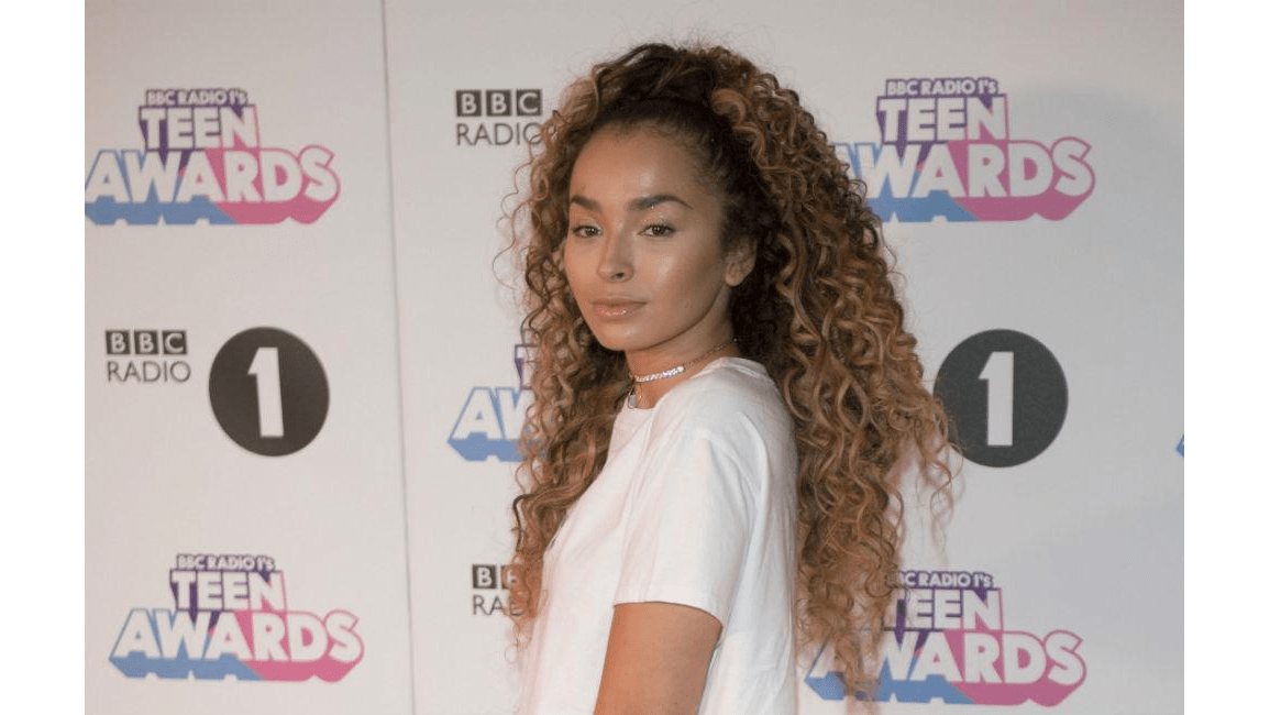 ella eyre partner