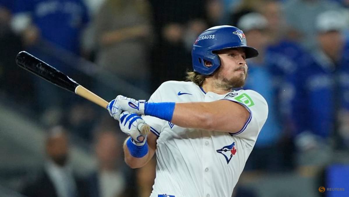Baseball-From sofa to stardom: Blue Jays hero's pull-out couch on ...