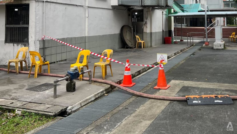 Burst pipe in Clementi disrupts water supply to residents, businesses ...