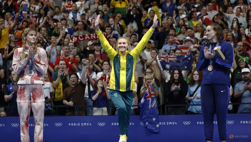 Titmus defends 400m freestyle title with Paris gold - CNA