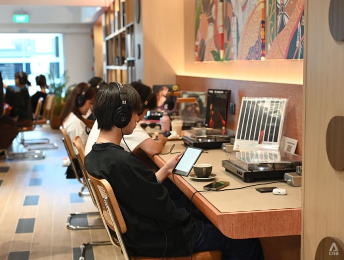 We checked out Swee Lee Clarke Quay: Vinyl listening stations, cafe ...