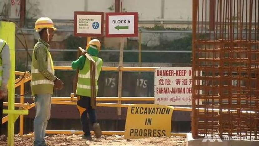 2 majikan didenda tidak bayar pampasan pekerja cedera - BERITA Mediacorp