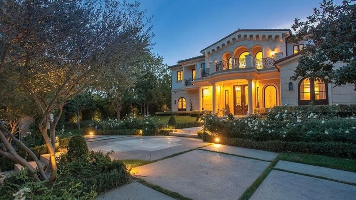 Samsung billionaire heir splashes out US$19.2 million on Beverly Hills ...
