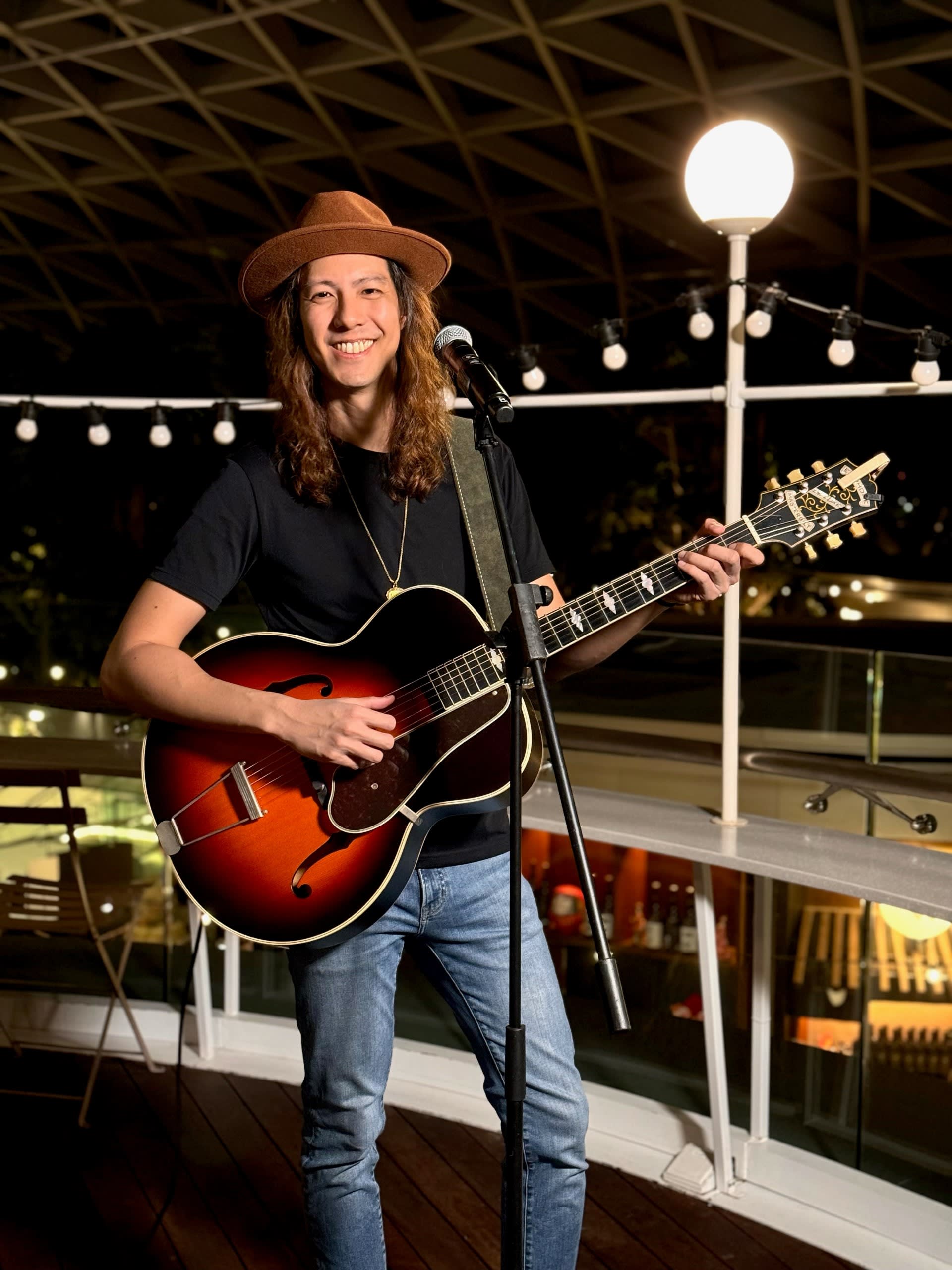 6 Ways To Unwind Under The Stars At Jewel Changi Airport Level 5 With ...