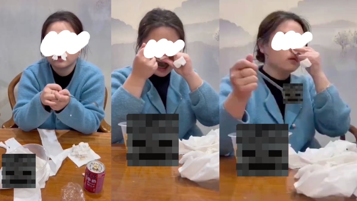 Woman In China Eats Poo To Pay Off Drinking Debt At Male Host Club - 8days