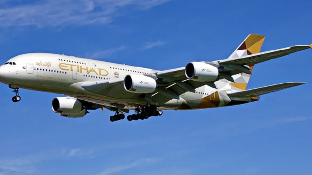 Etihad Airways dinamakan syarikat penerbangan paling selamat di dunia ...