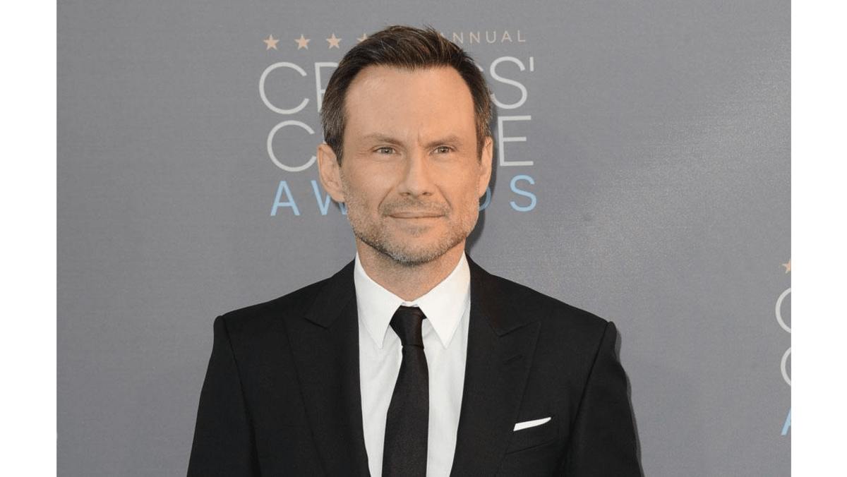 Christian Slater has become a father again - 8days