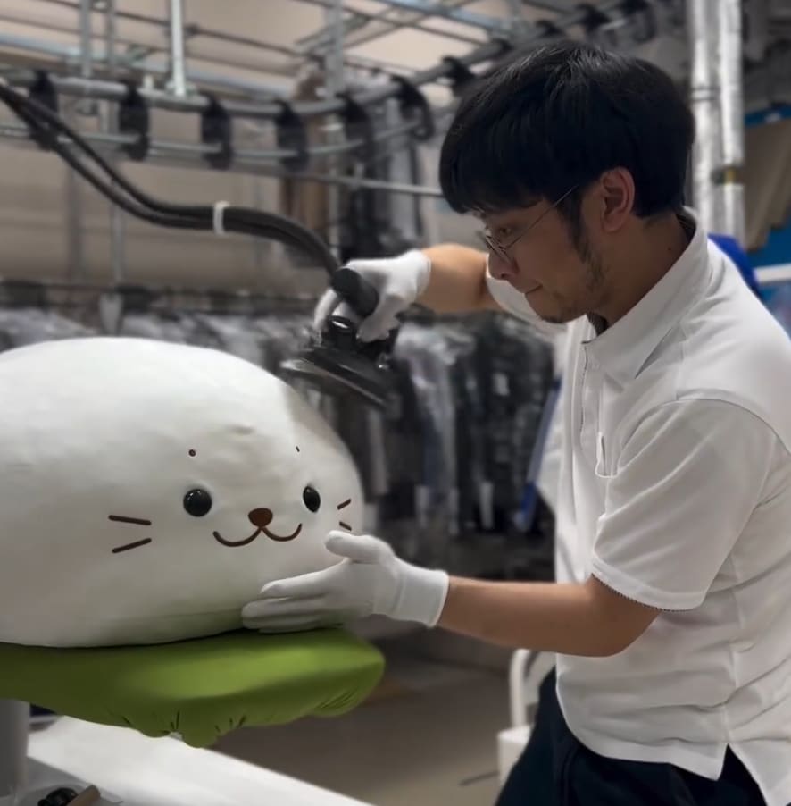 Soft Toy Cleaning Service In Japan Becomes A Hit On The Internet - 8days