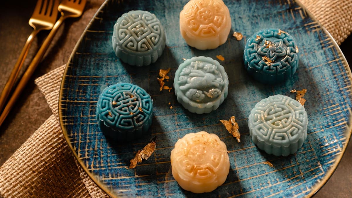 Commentary: Luxury mooncakes and the battle of the alpha consumers - CNA