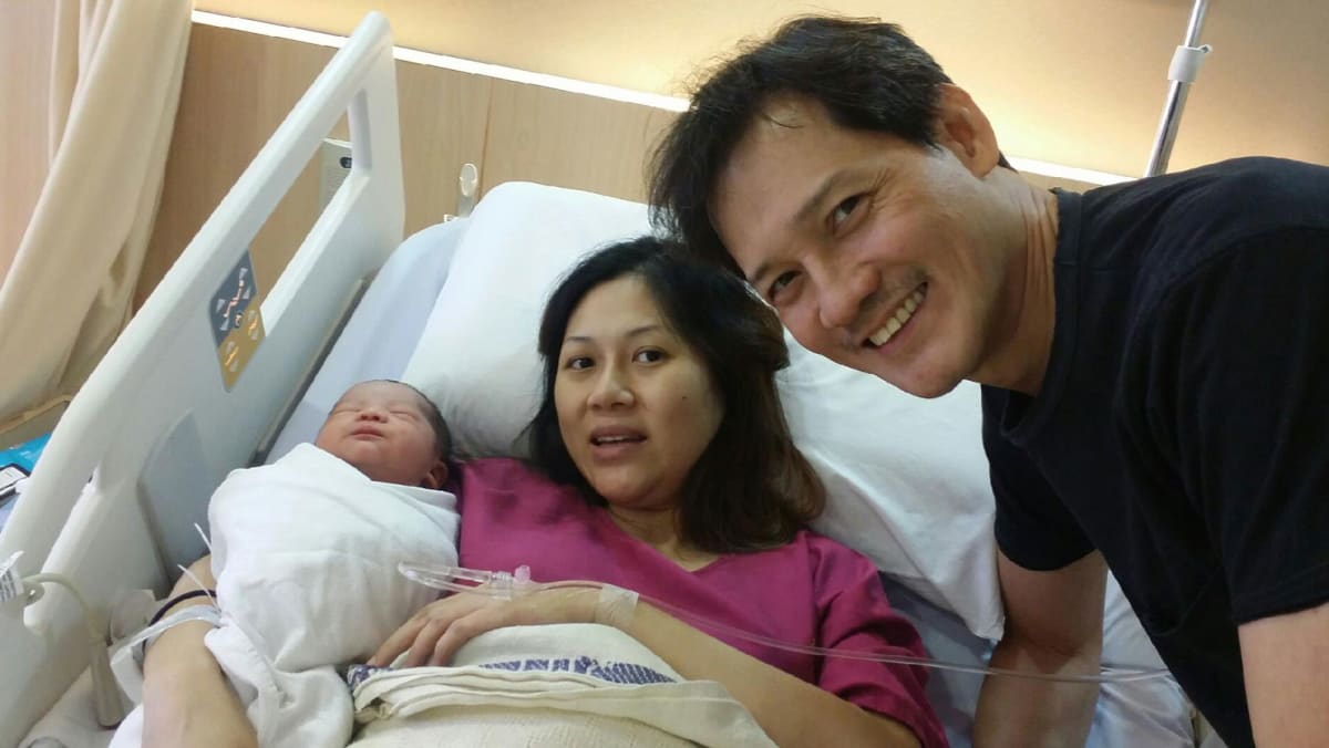 Peter Yu welcomes second son - 8days