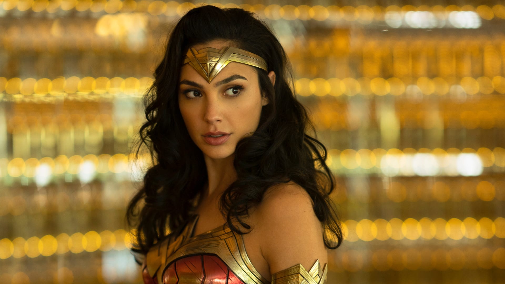 Wonder Woman Wants You To Strike A Power Pose For Her - 8days