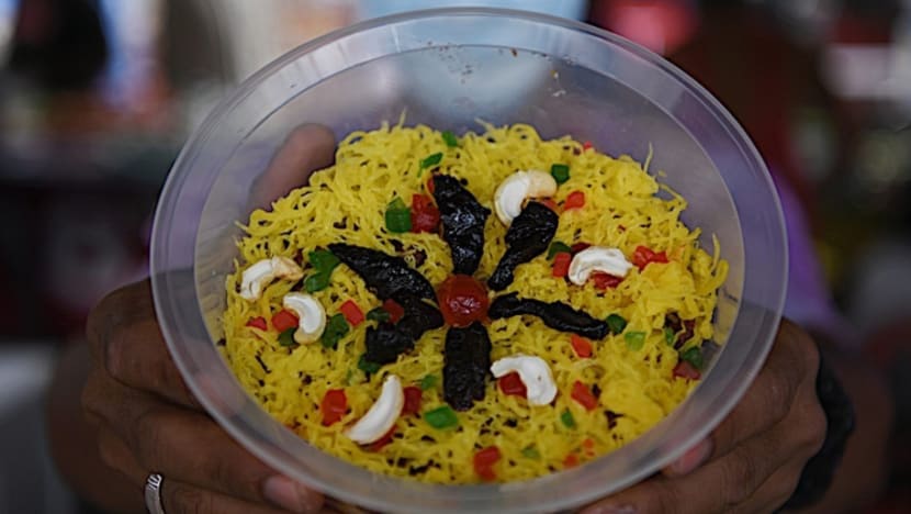 'Puding Raja' pencuci mulut popular bulan Ramadan - BERITA Mediacorp