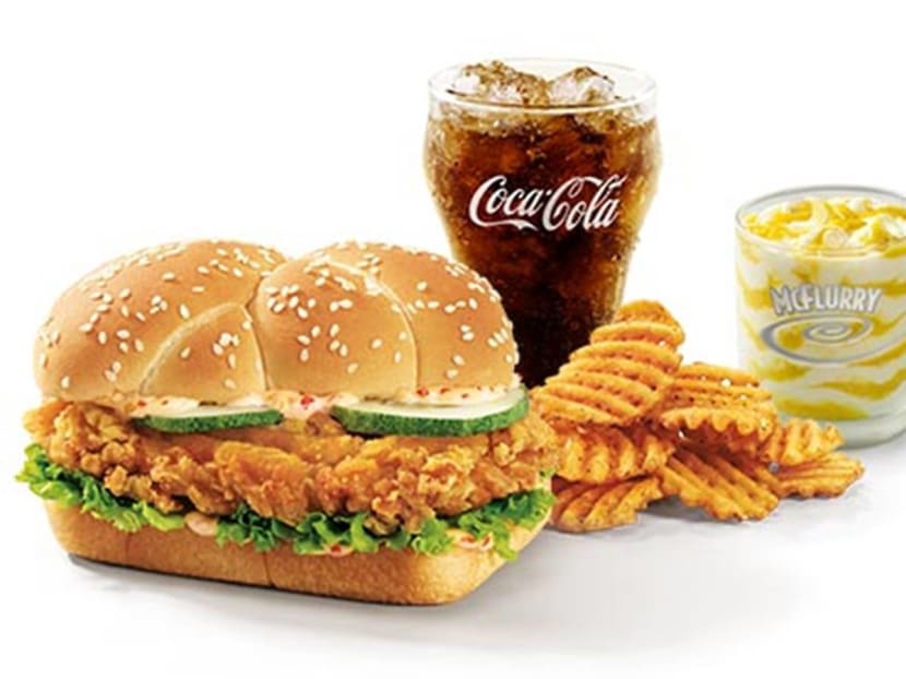 McDonald’s Rolls Out Rendang Sedap Angus Beef Burger For National Day ...