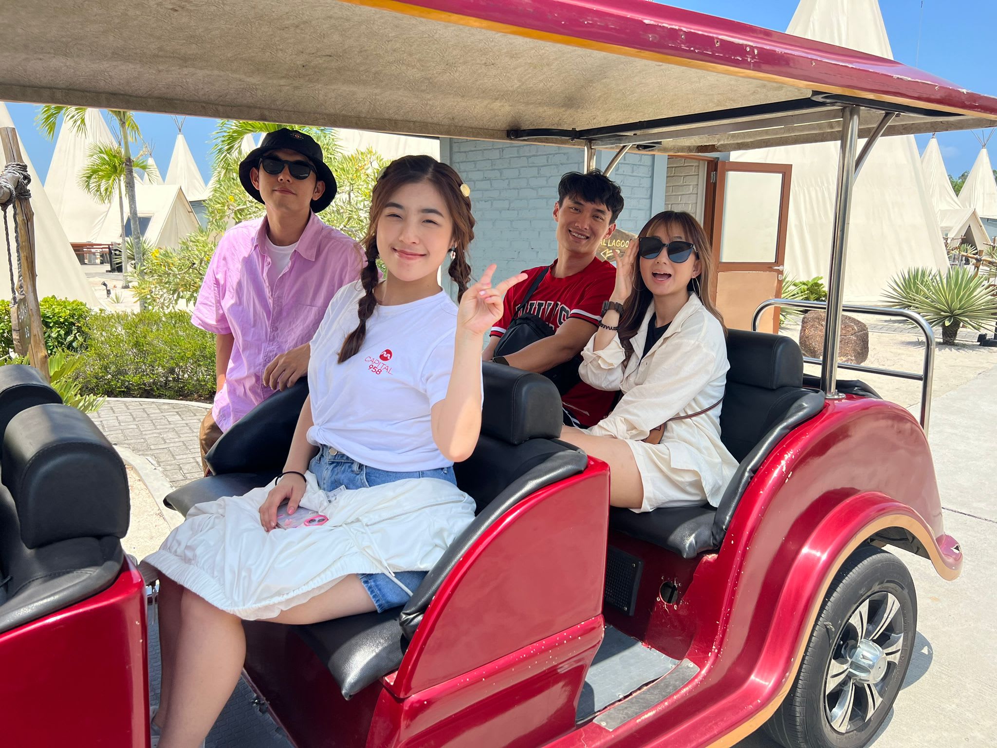 CAPITAL 958“广播双CP组合”PK战 谁能笑到最后？ - 8world