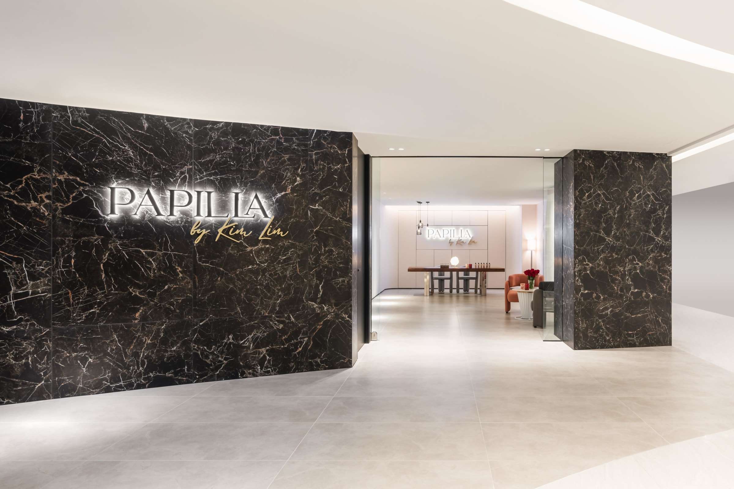 Kim Lim Opens New Business In London While Caring For Her Newborn Baby ...