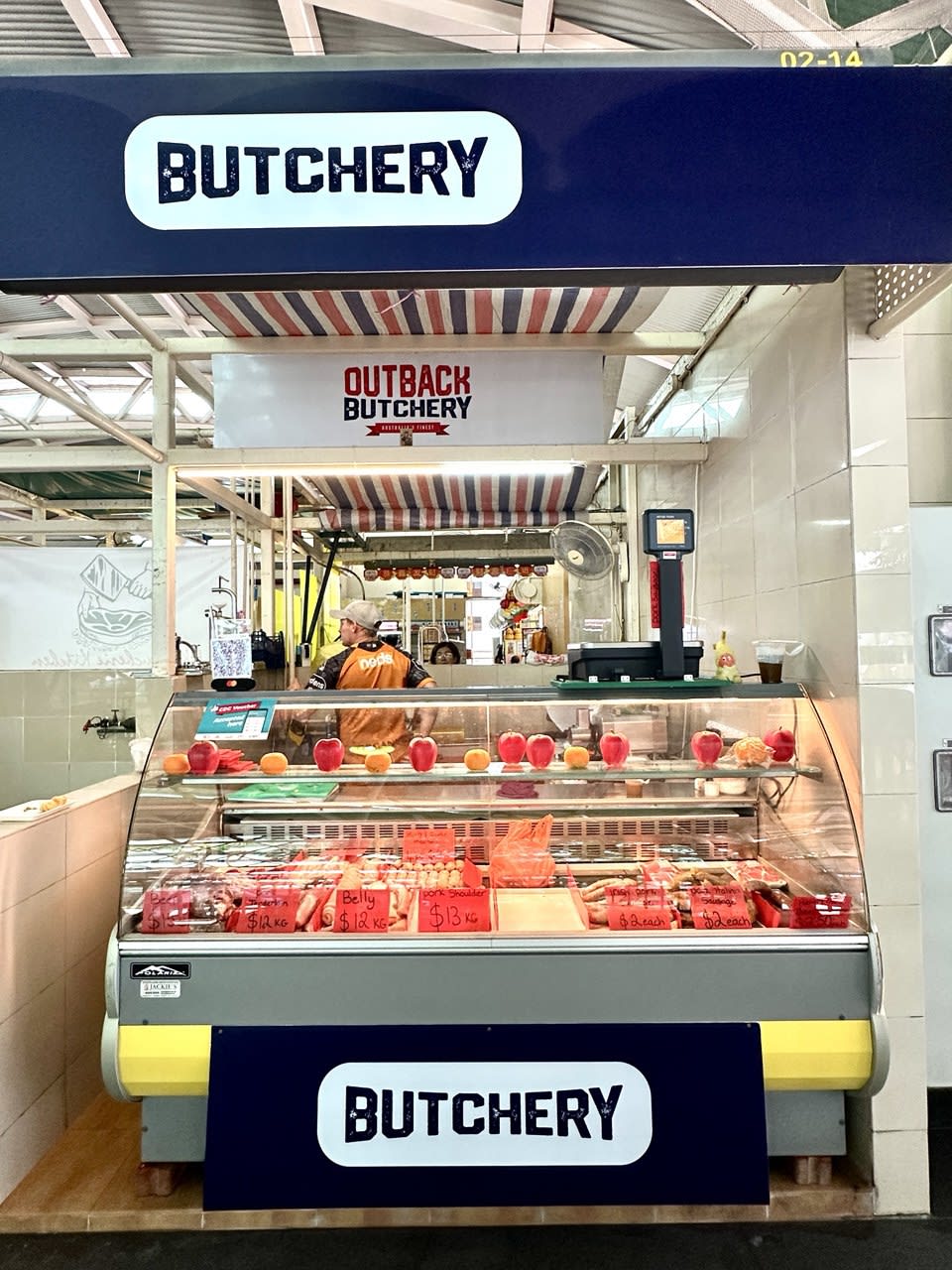 Aussie ‘Ang Moh’ Butcher Sets Up Stall At Toa Payoh Wet Market, Sells ...