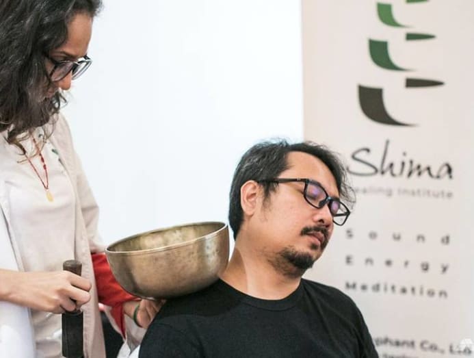 Of gong baths, singing bowls and naps: Experiencing the world of 'sound ...
