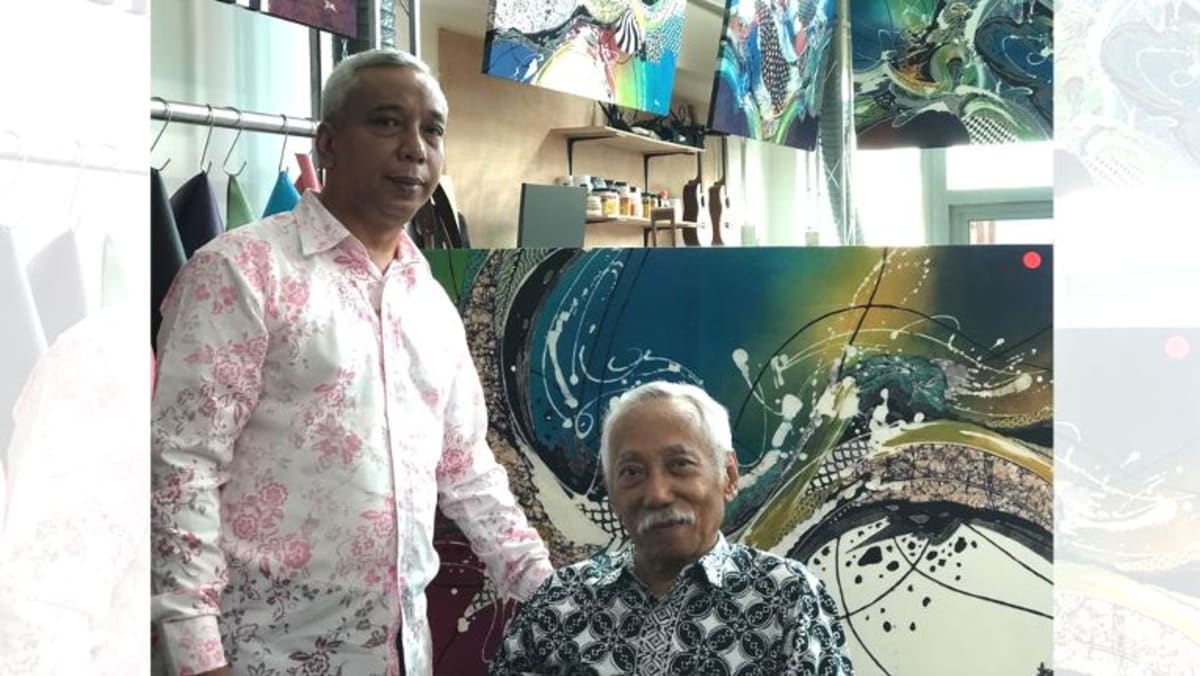 Sarkasi Said dan anak tekad memartabatkan seni batik di S'pura - BERITA ...