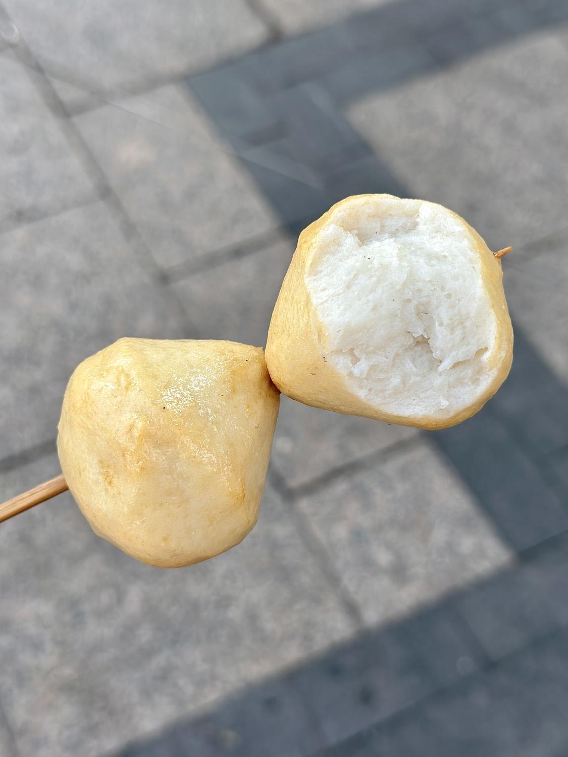 Delish Giant Fishballs Sold By Hong Kong Hawker Who Only Serves ...