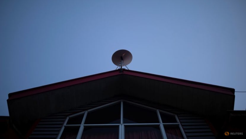 Musk's Starlink wins Sri Lanka licence - CNA