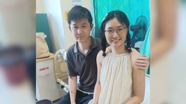 涉在机上闹事 中国夫妻明天被控 - 8world