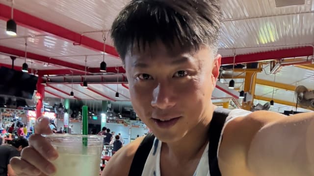 是哪道本地美食让5566小刀想念不已、“忍无可忍”？ - vibes by 8world