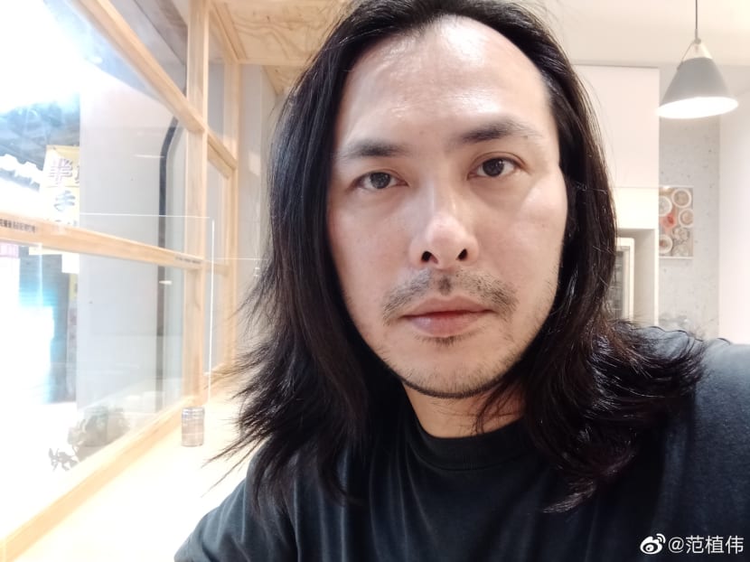 Ex Taiwanese Idol Fan Chih-Wei Quit Hotpot Restaurant Job To Care For ...