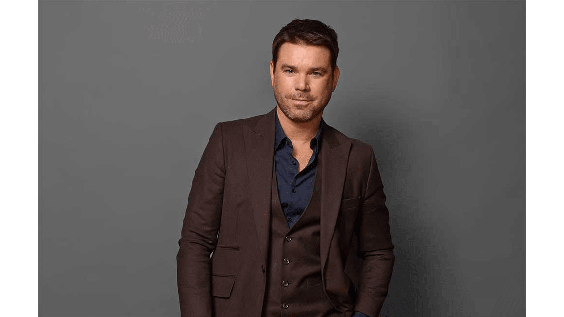 Dave Berry moves to Absolute Radio Breakfast show - 8days