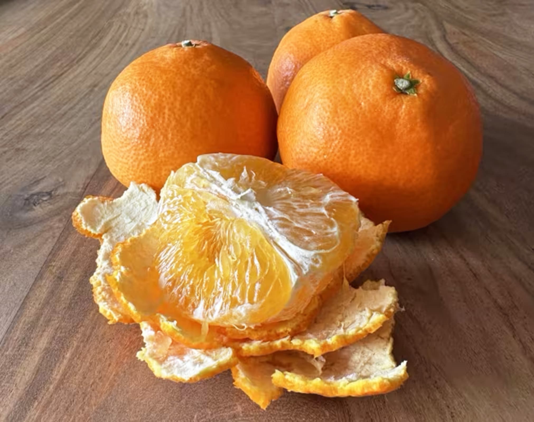 Which Ones Are Seedless & Easy To Peel? A Brief Guide To Buying ...