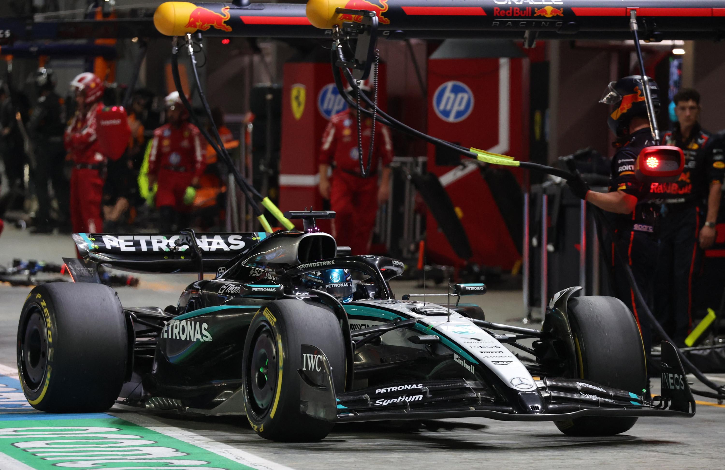 新加坡F1大奖赛：马赛地车手拉塞尔 首赢新加坡站冠军 - 8world