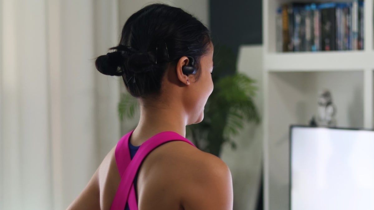 Creative Outlier Go review: Great open-ears for fitness - CNA