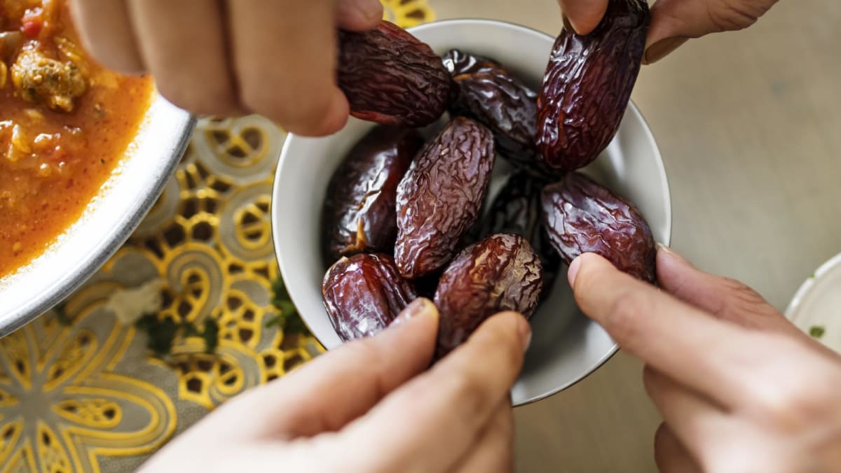 How nutritious are dates? What are the different varieties? - CNA Lifestyle