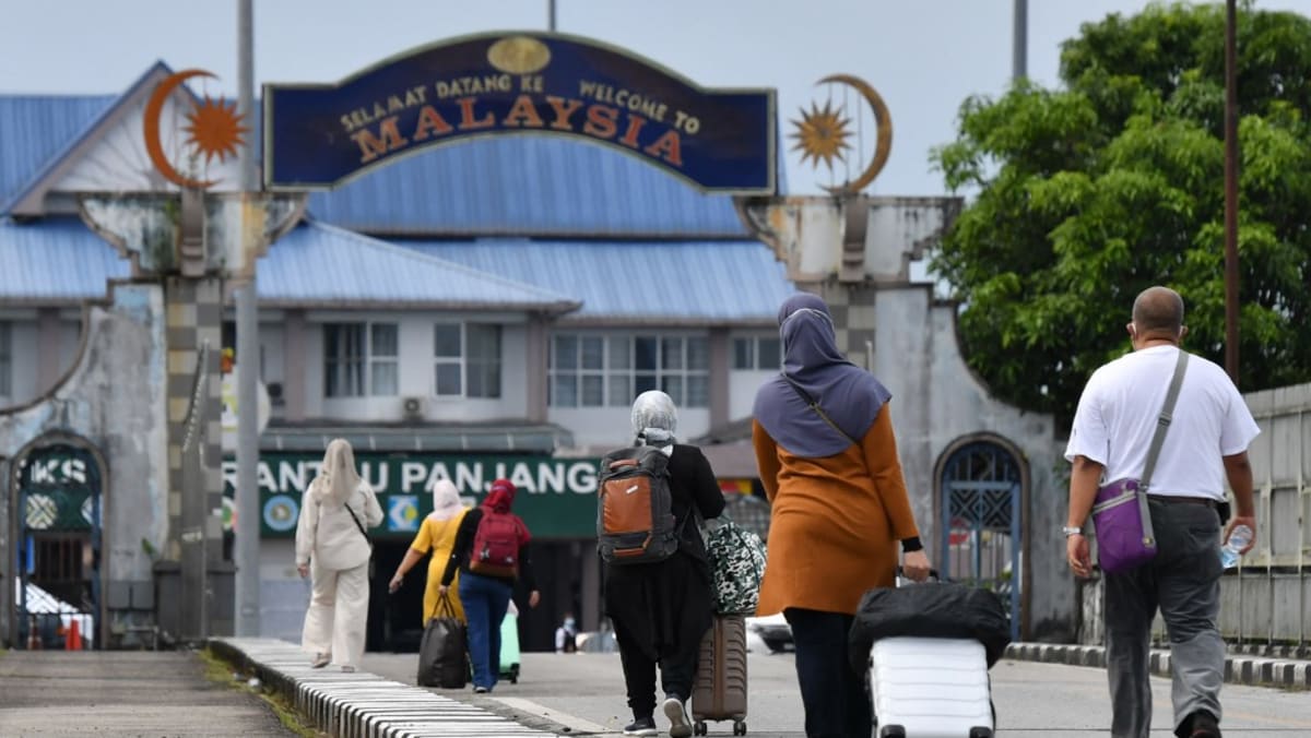 Over 27,000 foreign immigration offenders in Malaysia take advantage of ...