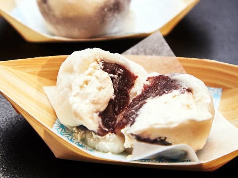 Customisable Daifuku Stuffed With Strawberry, Yuzu & Lychee At This ...