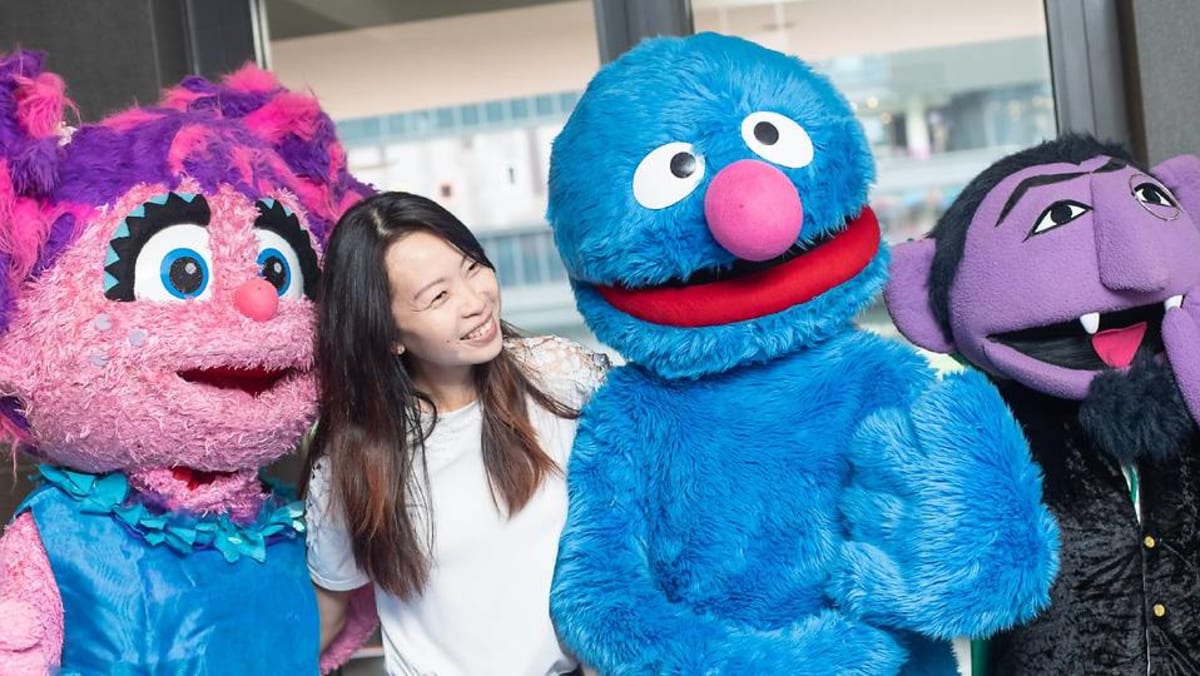 Want to get fit? Join Elmo and the Sesame Street gang on a family run ...