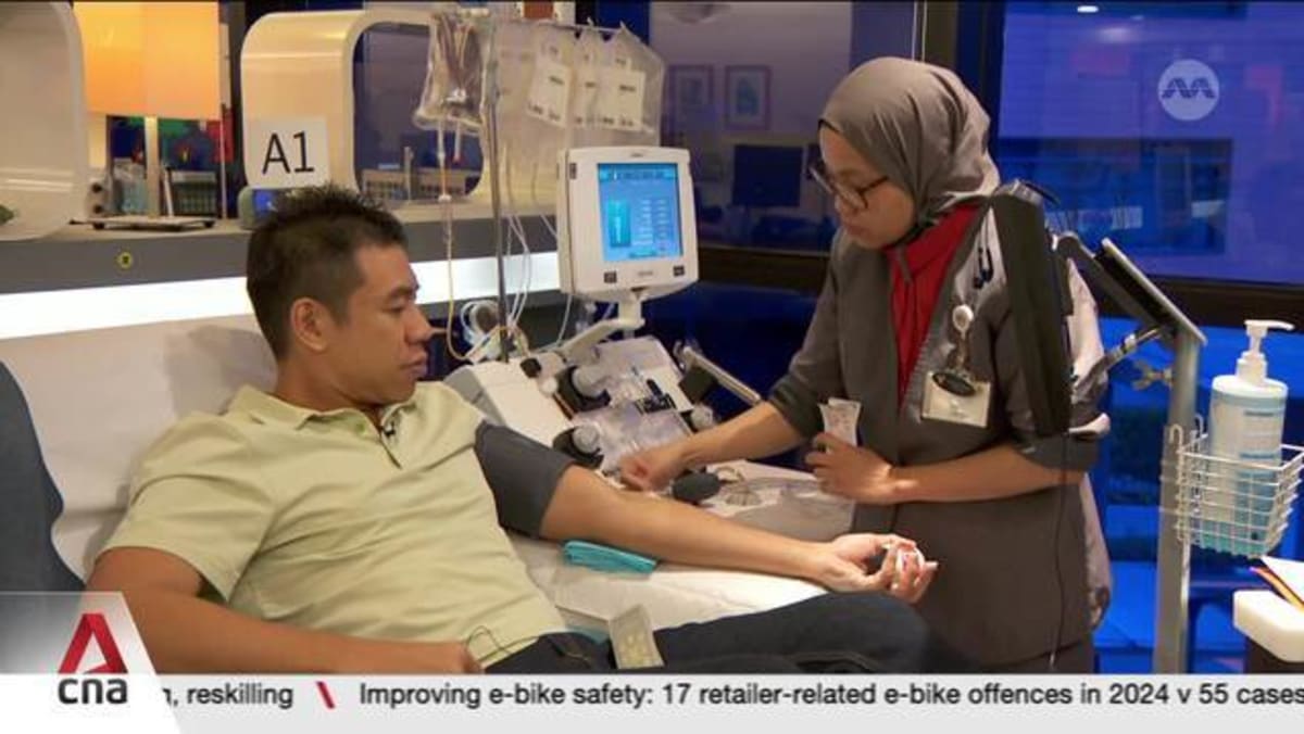Blood donation: Blood stock may drop to "critical levels" during festive period, says SRC - CNA