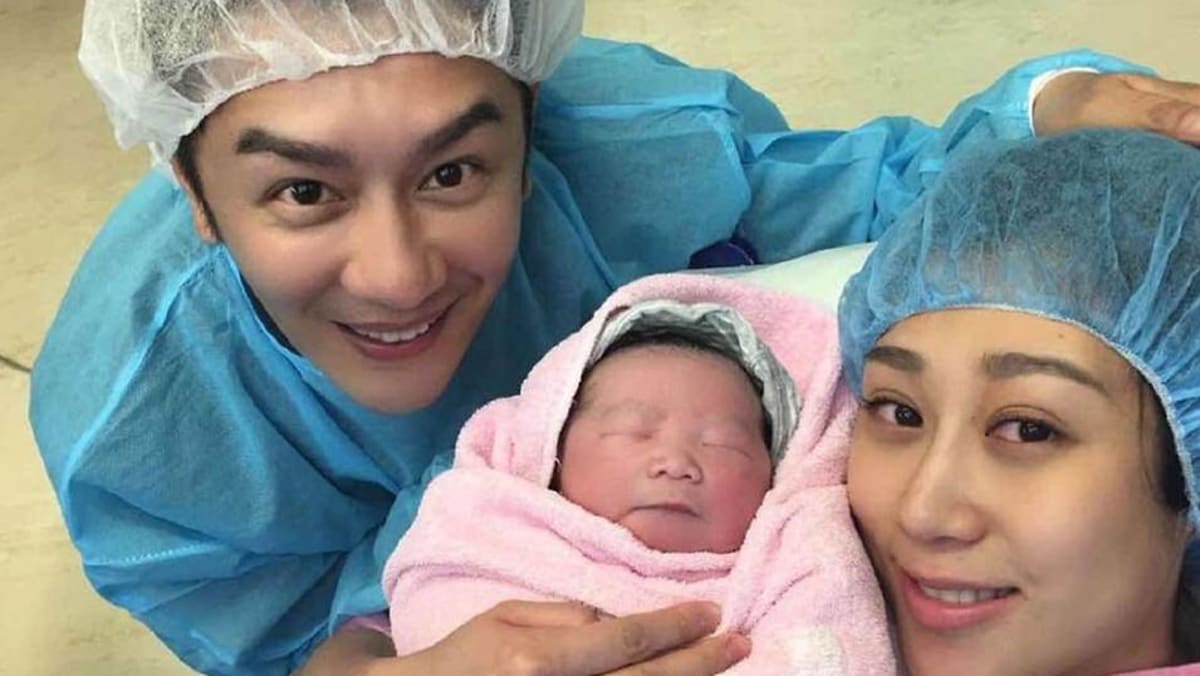 Benny Chan’s wife gives birth to fourth child - 8days