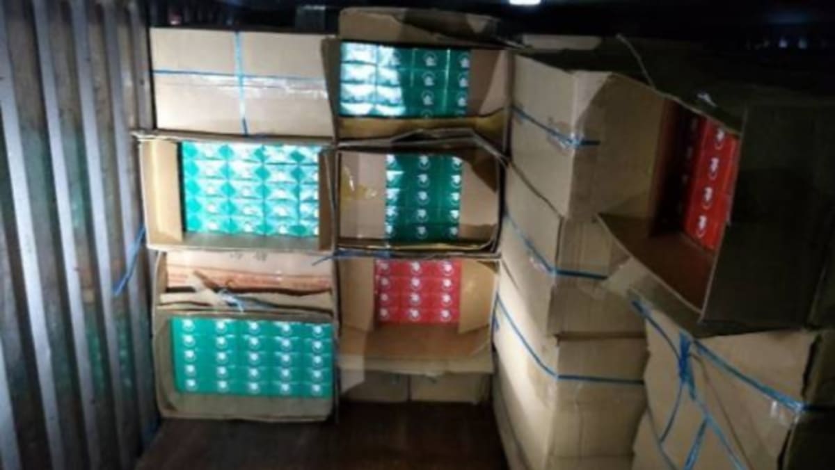 6,000 karton rokok dirampas di Pusat Pemeriksaan Woodlands - BERITA ...