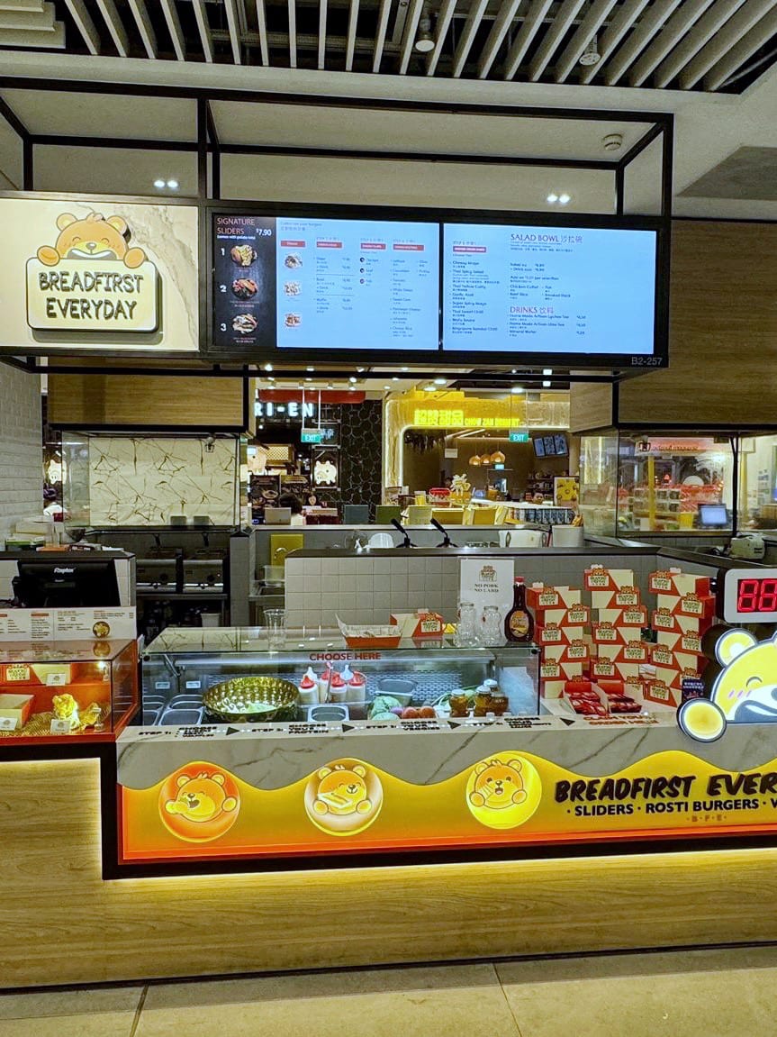 Brunch Hawker Stall In Kovan Reopens In Jewel Serving Fried Chicken ...