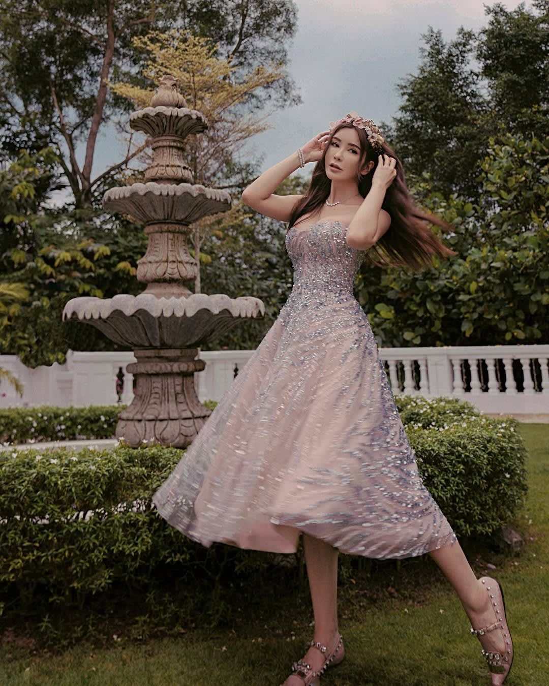 Want to Buy This Jamie Chua Dress & Carrie Wong's Bag For Your ...