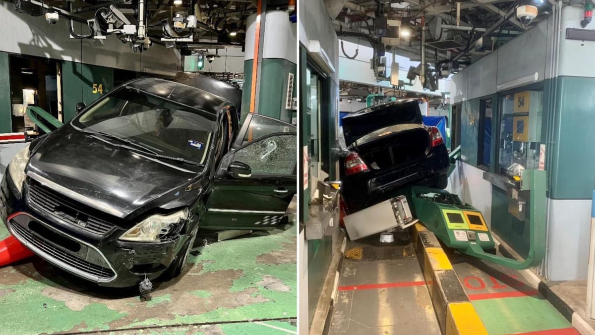 Jail for 2 passengers who were in car that crashed at Tuas Checkpoint ...