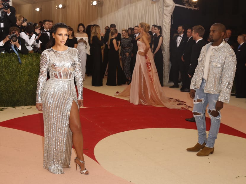Stars at Met Gala go bold with glam-tech looks - TODAY